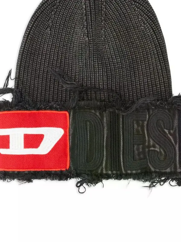 DIESEL® Logo-patch Frayed Beanie Hat