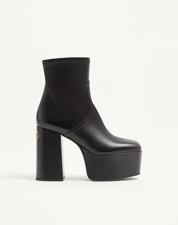 Valentino Garavani Fawcette Platform Ankle Boots In Stretch Nappa - Black