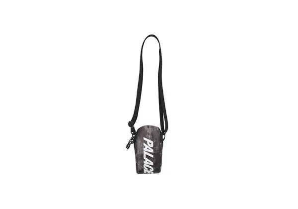 PALACE Real Tree Sling Sack - Black