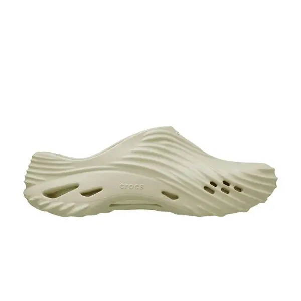 CROCS Echo Wave Clog