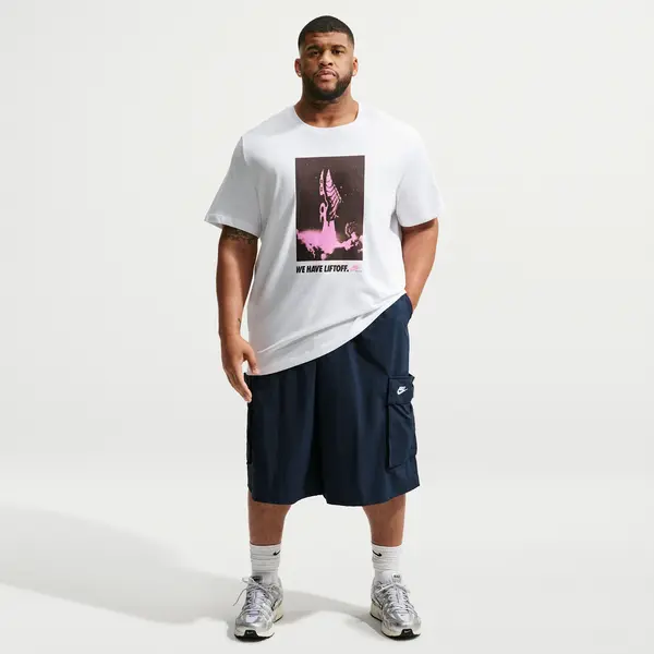 Nike Club Oversized Cargo Shorts