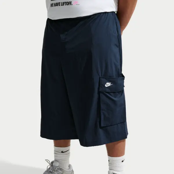 Nike Club Oversized Cargo Shorts
