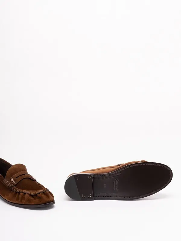Saint Laurent Le Loafer In Matte Leather With Antiqued Cassandre Logo - Multicolor