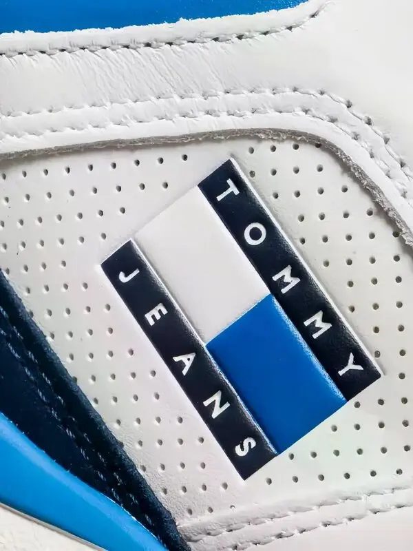 Tommy Hilfiger Logo Patch Panelled Sneakers
