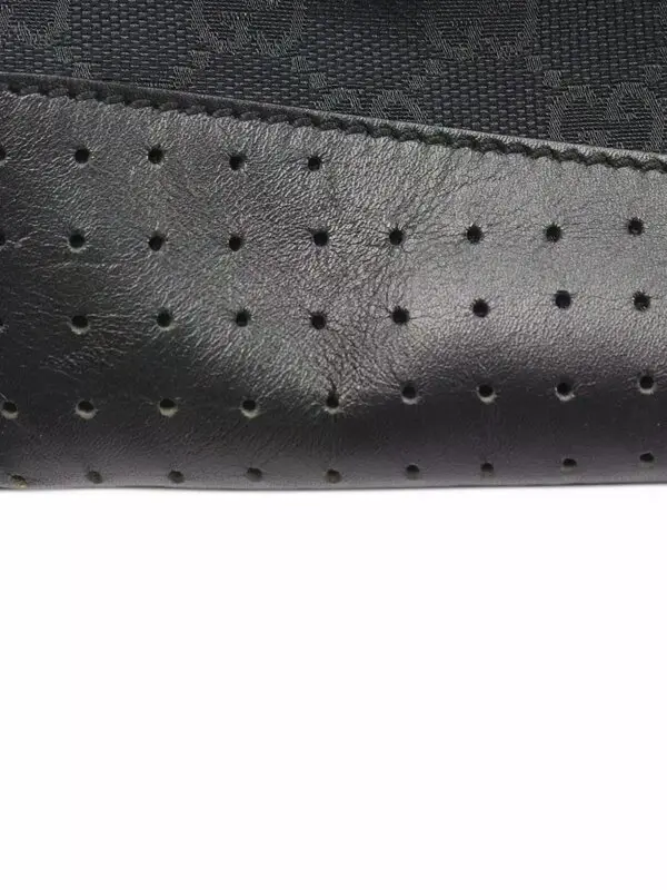 Gucci Gg Canvas Shoulder Bag