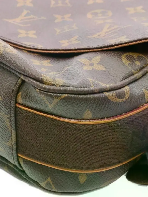 LOUIS VUITTON Monogram Beaubourg Crossbody Bag