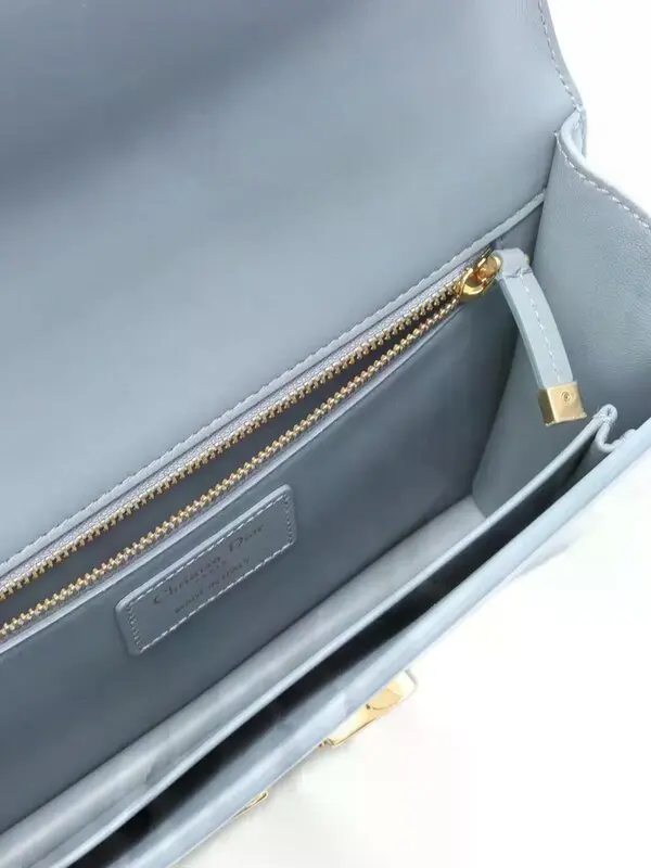 Dior 30 Montaigne Shoulder Bag