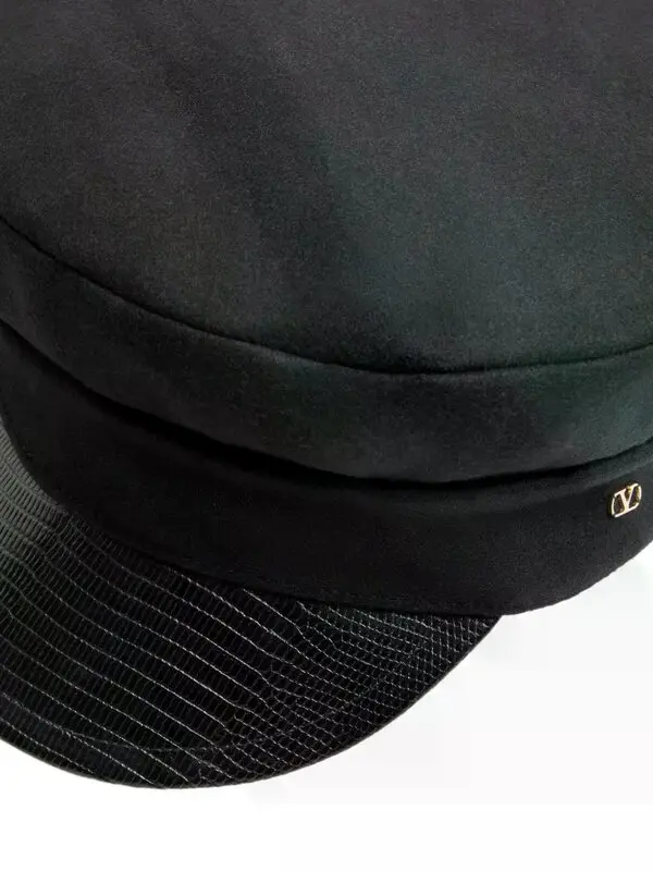 Valentino Garavani Vlogo Signature Wool Cap