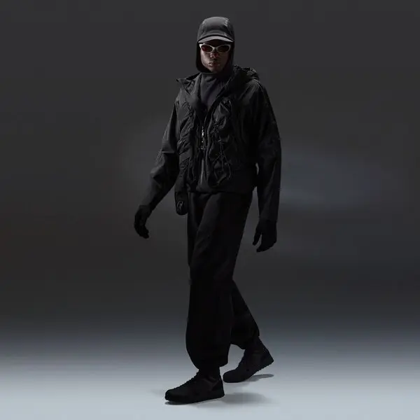 Oakley Latitude Veil Slingpack Jacket - Black