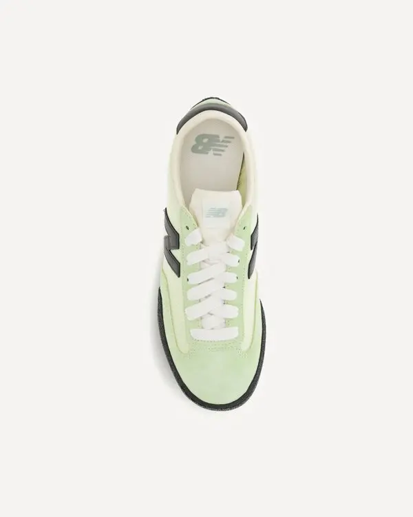 NEW BALANCE Gator Run Sneakers