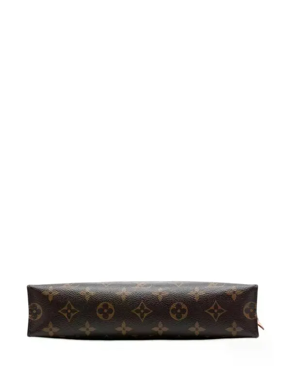 LOUIS VUITTON Monogram Toiletry Pouch 26 Clutch Bag