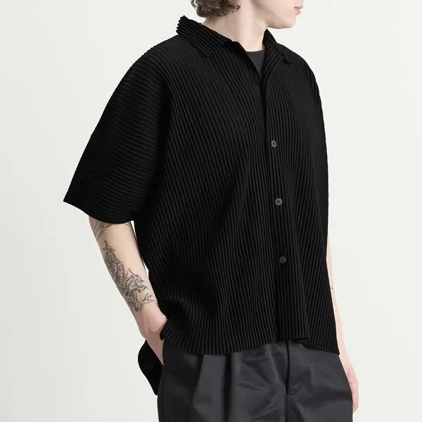 Issey Miyake Pleat Short Sleeve Shirt - Black
