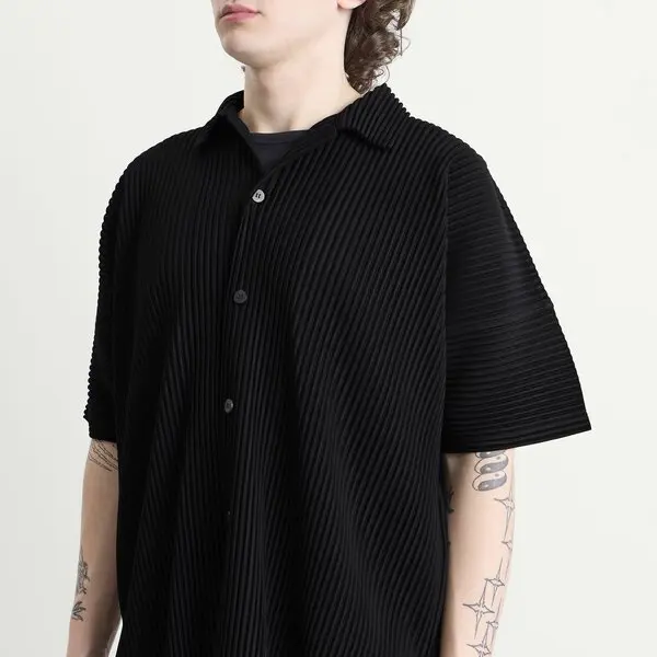 Issey Miyake Pleat Short Sleeve Shirt - Black