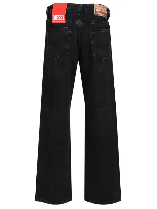 DIESEL® 2001 D-macro Jeans