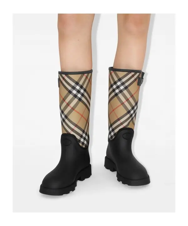 Burberry High Boots With Equestrian Knight Design
