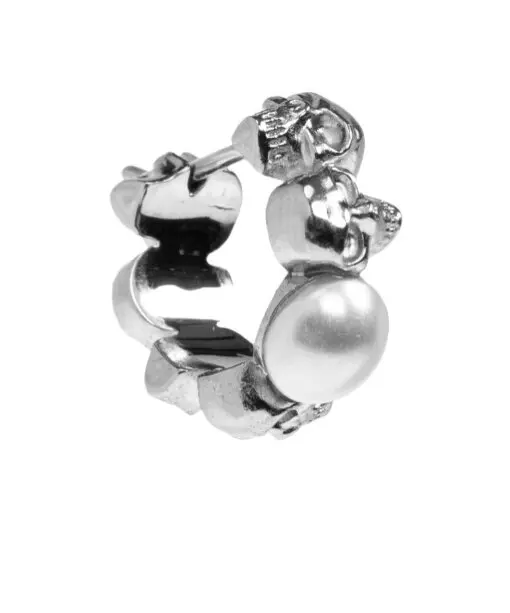 Alexander McQueen Skull Embellished Single Hoop Earring - Silver