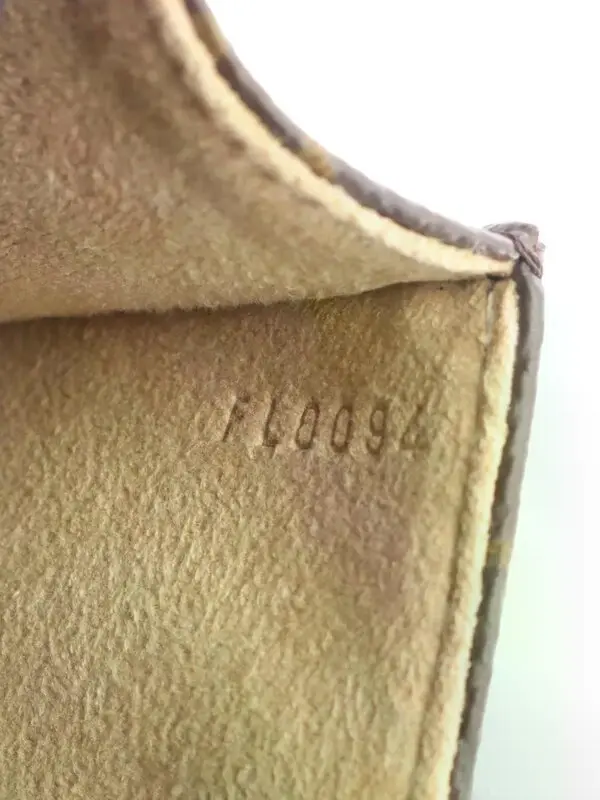 LOUIS VUITTON Monogram Florentine Belt Bag
