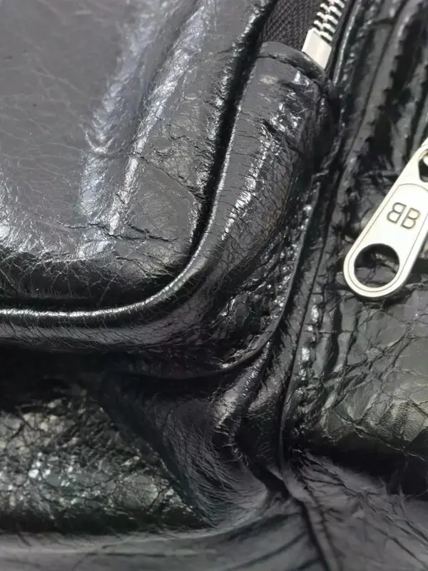 Balenciaga Superbusy Shoulder Bag - Black