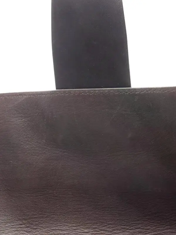 Gucci 2000s Buckled Leather Shoulder Bag