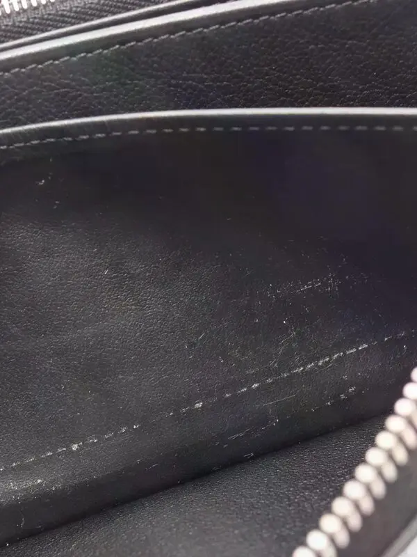 LOUIS VUITTON 2016 Mahina Zippy Wallet - Black