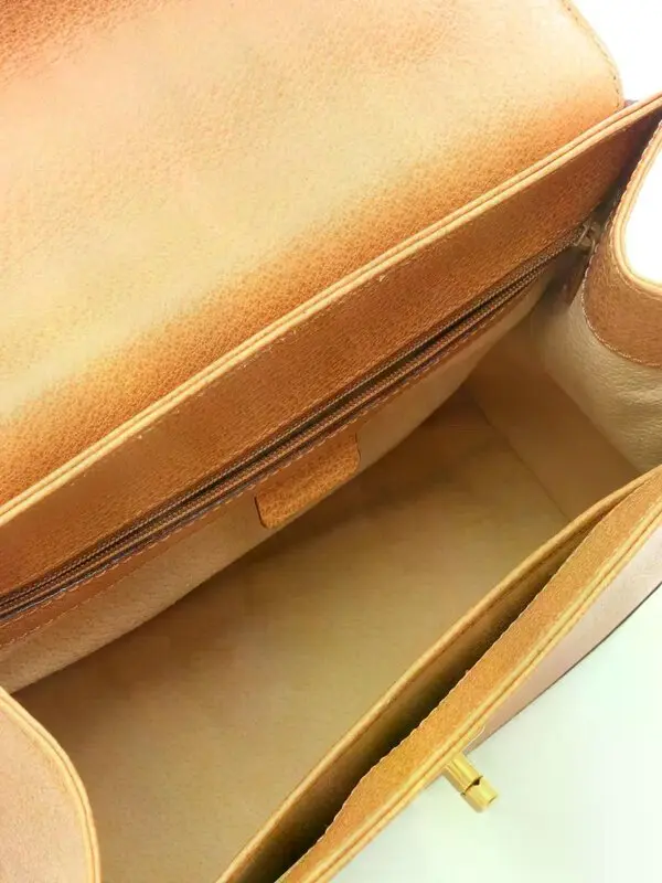 Celine 2000s Turn-lock Handbag - Neutrals