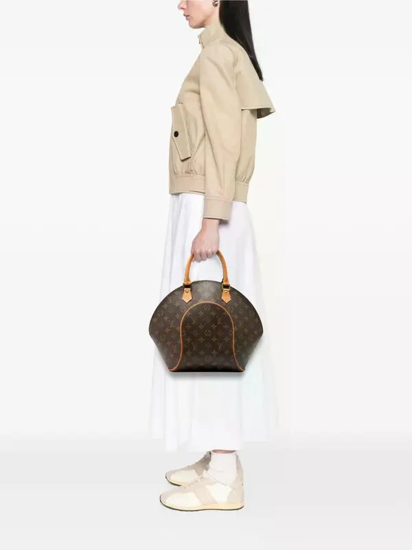 LOUIS VUITTON Monogram Ellipse Mm Handbag - Brown