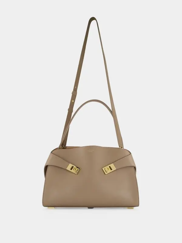 FERRAGAMO Hug Soft Shoulder Bag In Warm Taupe Calfskin Leather - Beige