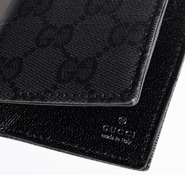 Gucci Essence Classic Card Case - Black