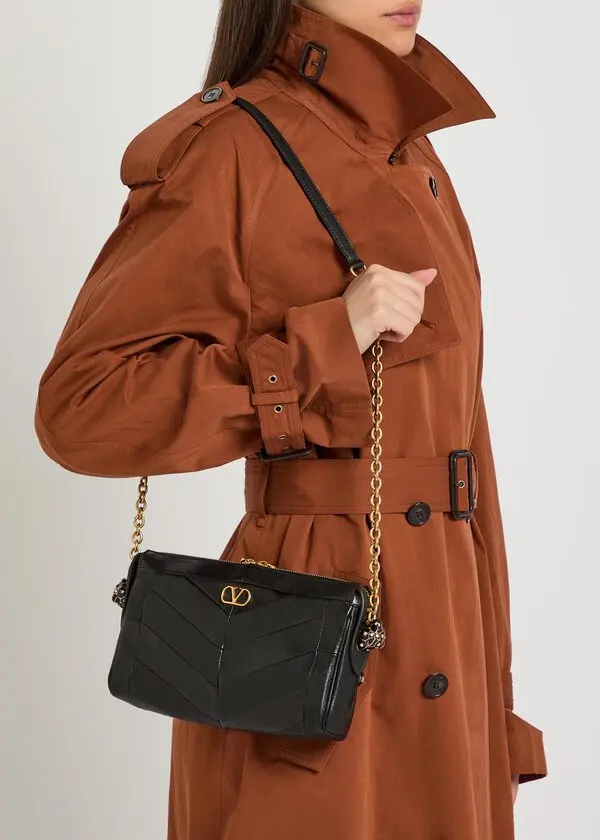 Valentino Garavani Vlogo Panelled Leather Shoulder Bag - Black