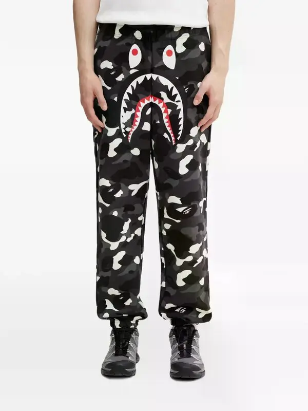 A BATHING APE City Camo Shark Trousers - Black