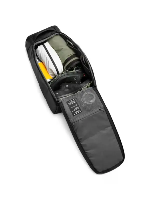 DB JOURNEY 25l Hugger Backpack