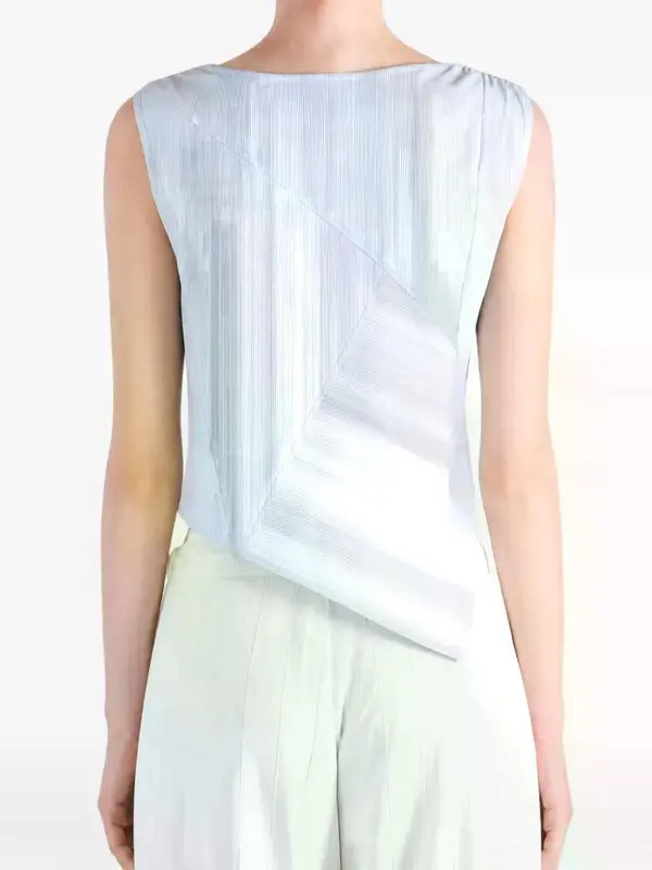EMERGENCY ROOM Asymmetric Hem Pinstriped Top