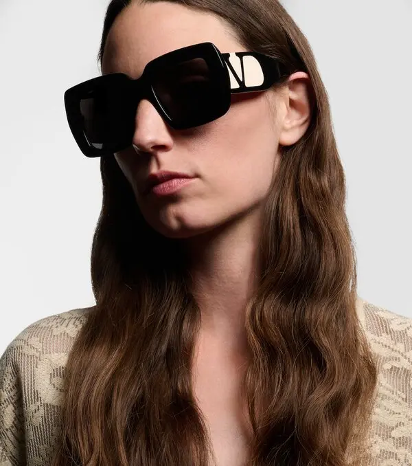 Valentino Garavani Viva Superstar Square Sunglasses