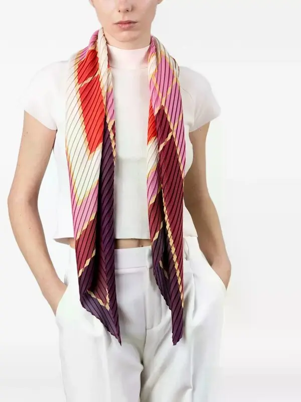 MULTITUDES BAGS Era Geometric-print Pleated Scarf