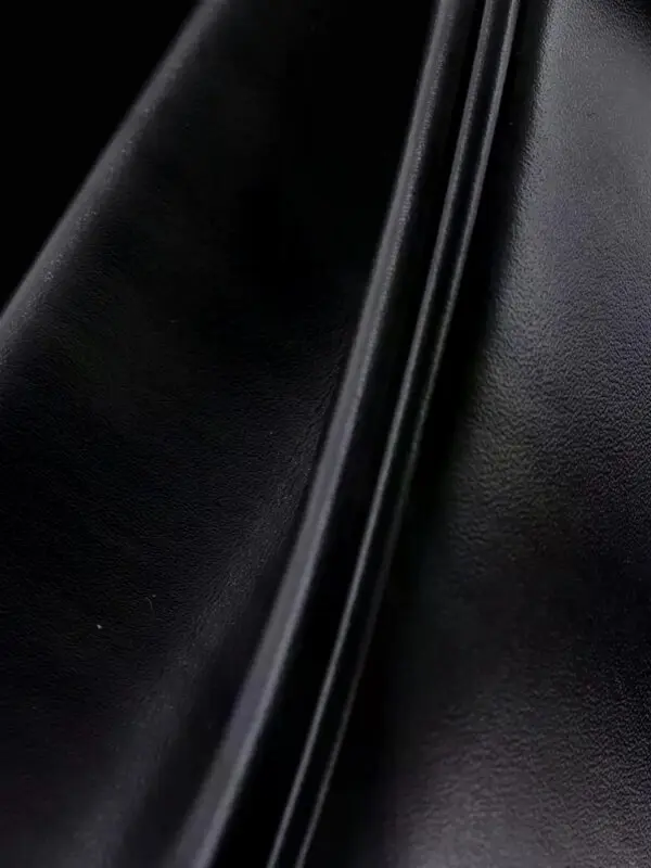 Celine 16 Top Handle Bag In Smooth Calfskin - Black