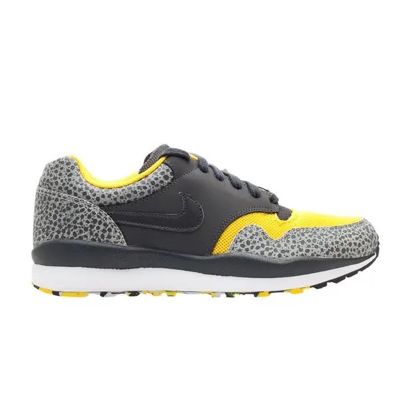 Nike Safari Le Sneakers