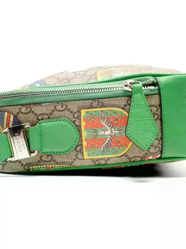 Gucci Gg Supreme Heraldic Print Shoulder Bag