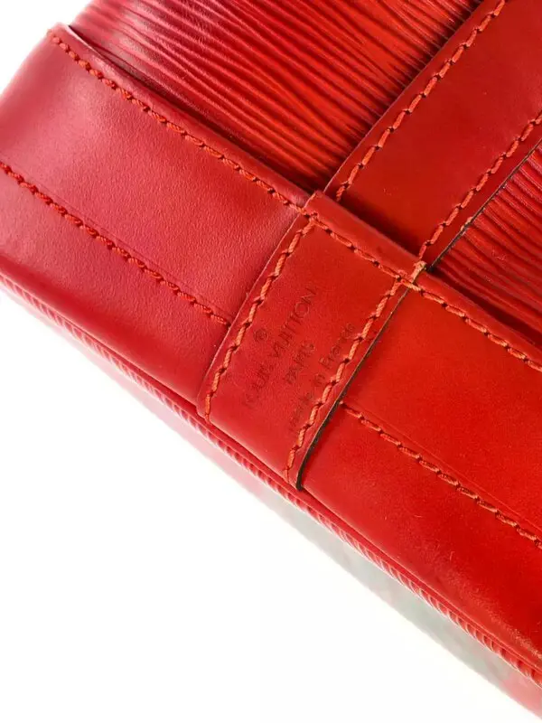 LOUIS VUITTON Noe Epi Leather Bucket Bag
