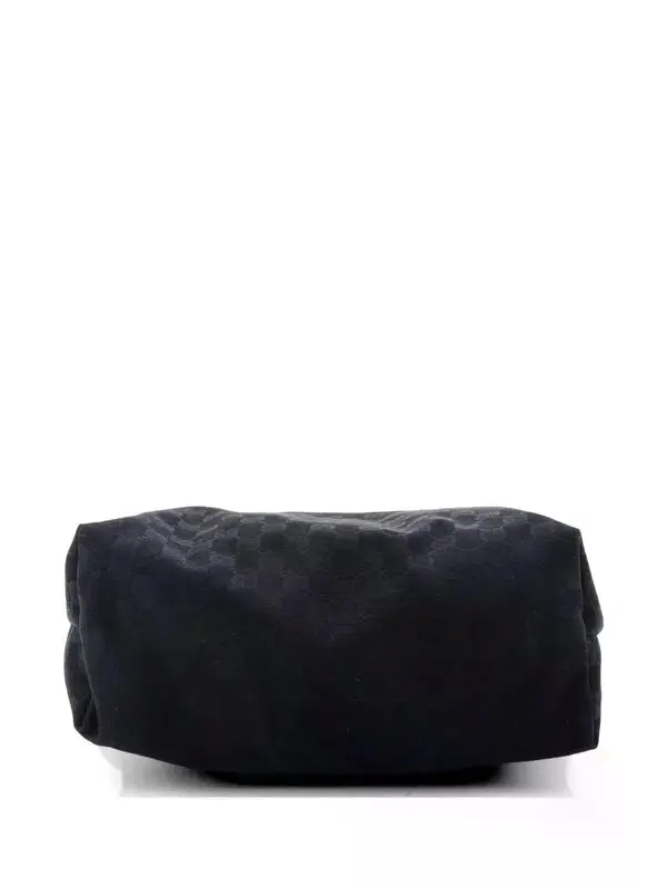 Gucci Gg Canvas Medium Messenger Bag