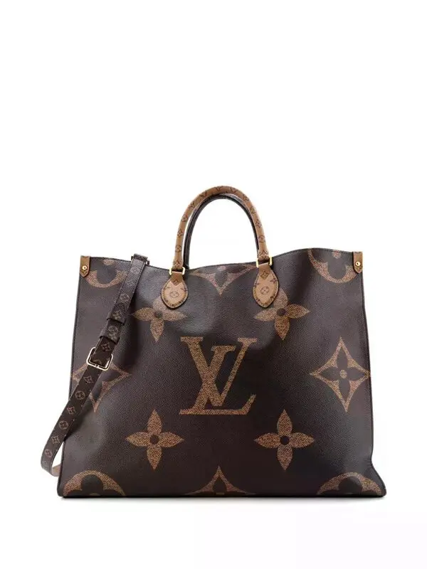 LOUIS VUITTON Voyage Reverse Monogram Giant Tote Bag