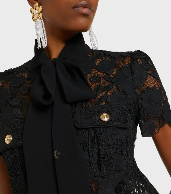 SELF-PORTRAIT Lace Top