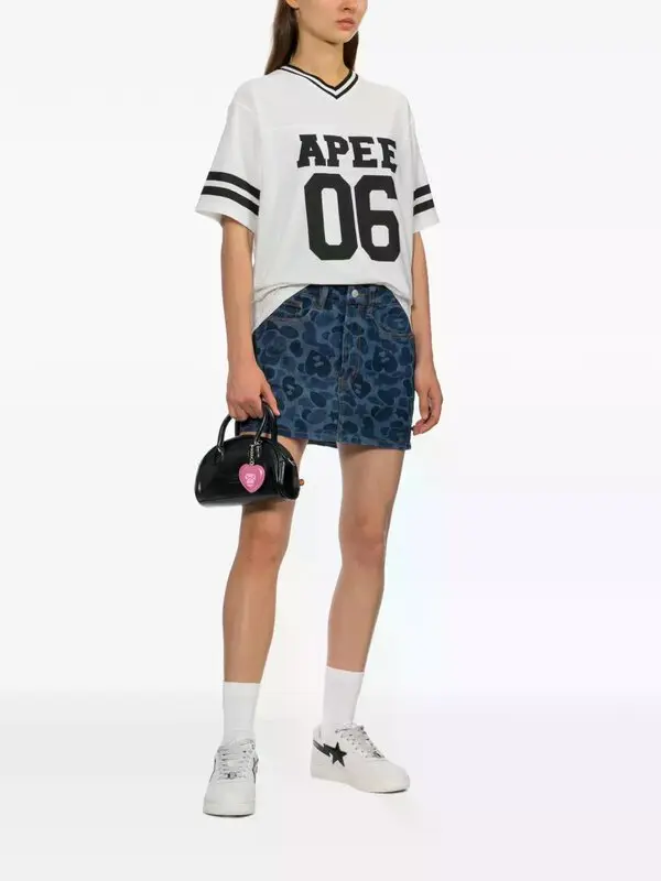 AAPE BY *A BATHING APE Logo-print V-neck T-shirt