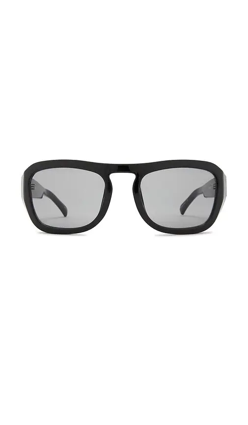 OTRA Charis Sunglasses - Black & Smoke