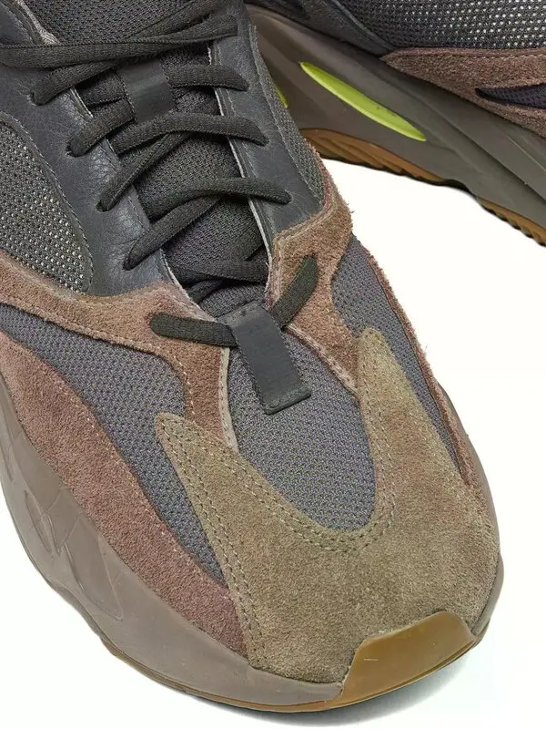 ADIDAS X YEEZY 700 V2 Sneakers - Grey