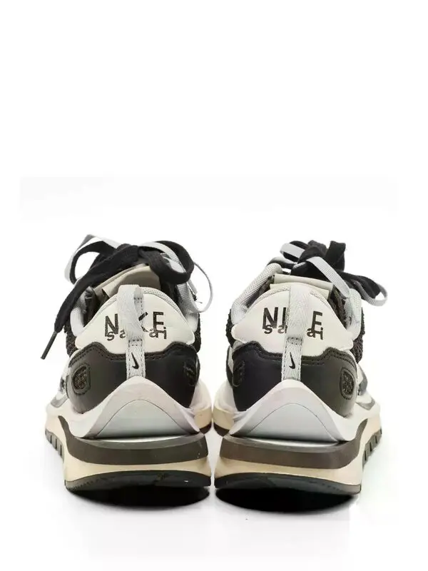 Nike X Sacai Vaporwaffle Sneakers