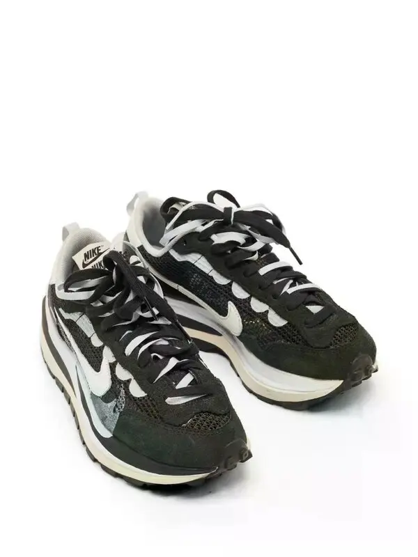 Nike X Sacai Vaporwaffle Sneakers