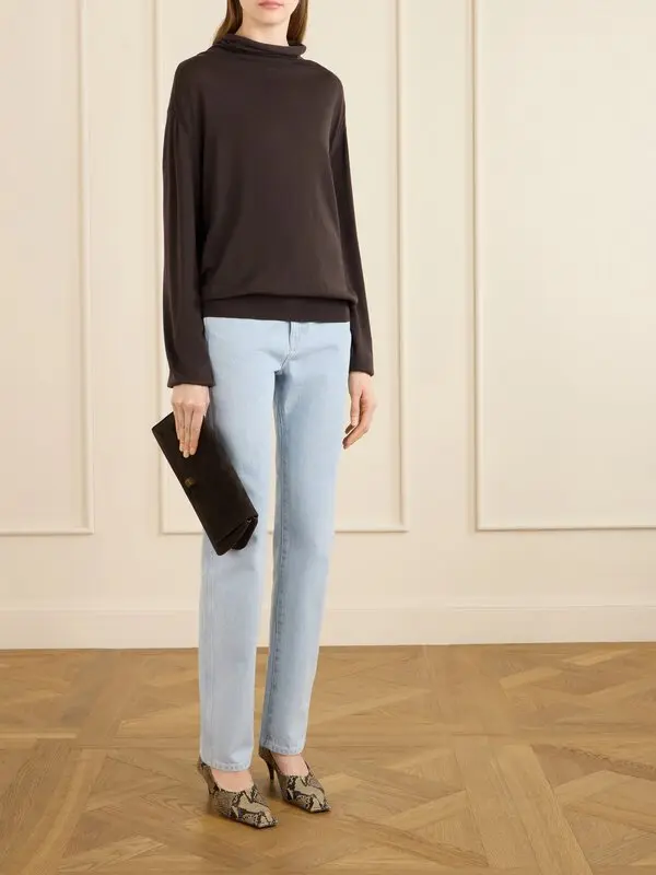 Khaite Farley Straight-leg Jeans In Seneca Wash