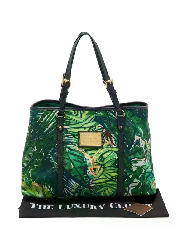 LOUIS VUITTON Cabas Aventure Ailleurs Tote Bag - Green