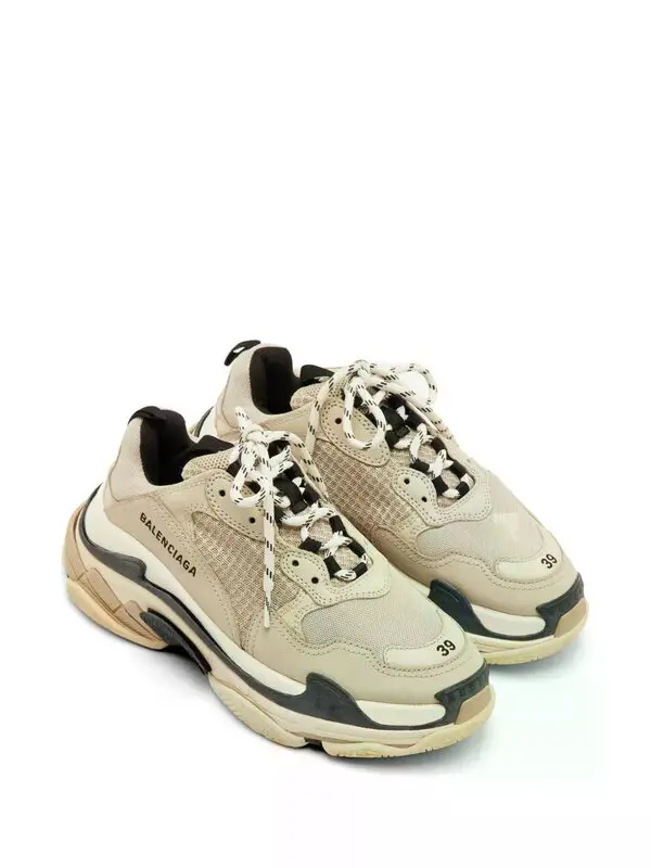 Balenciaga Triple S Low-top Sneakers - Neutrals