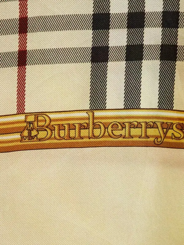 Burberry Vintage Check Fringed Scarf